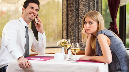 11 Biggest Signs A Guy Isn't Interested in You Anymore - a new mode